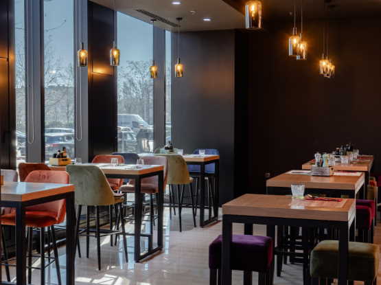 MIVA bistro & wine bar │ A cozy place for lunch | Miva Web-Shop